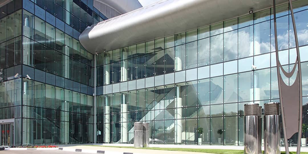 Spider Glazing Enhances the Appearance of Building